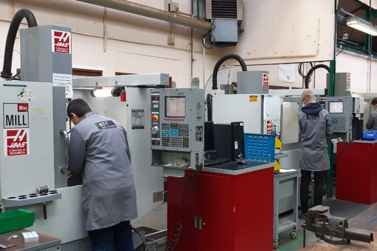 BTS CPRP (Conception des Processus de Réalisation de Produits). Option ...