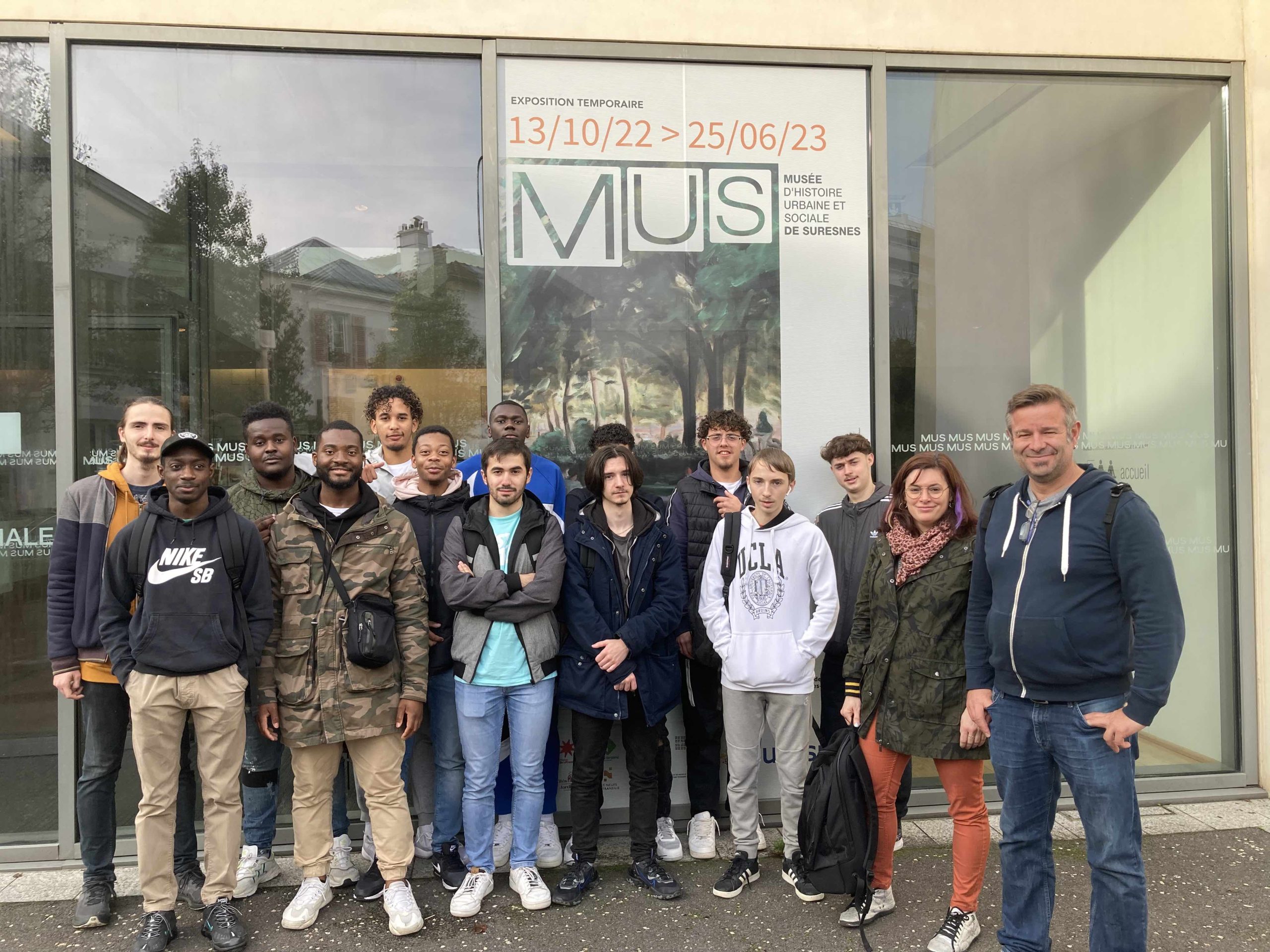 Sortie au MUS de Suresnes avec les 2BTSET - Lycée La Fayette